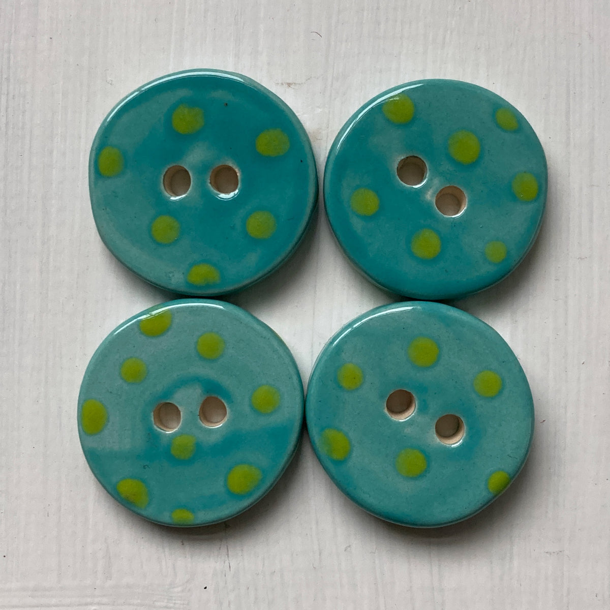 Aqua & Lime Polka Dot 3cm Buttons – Magpie & Butterfly